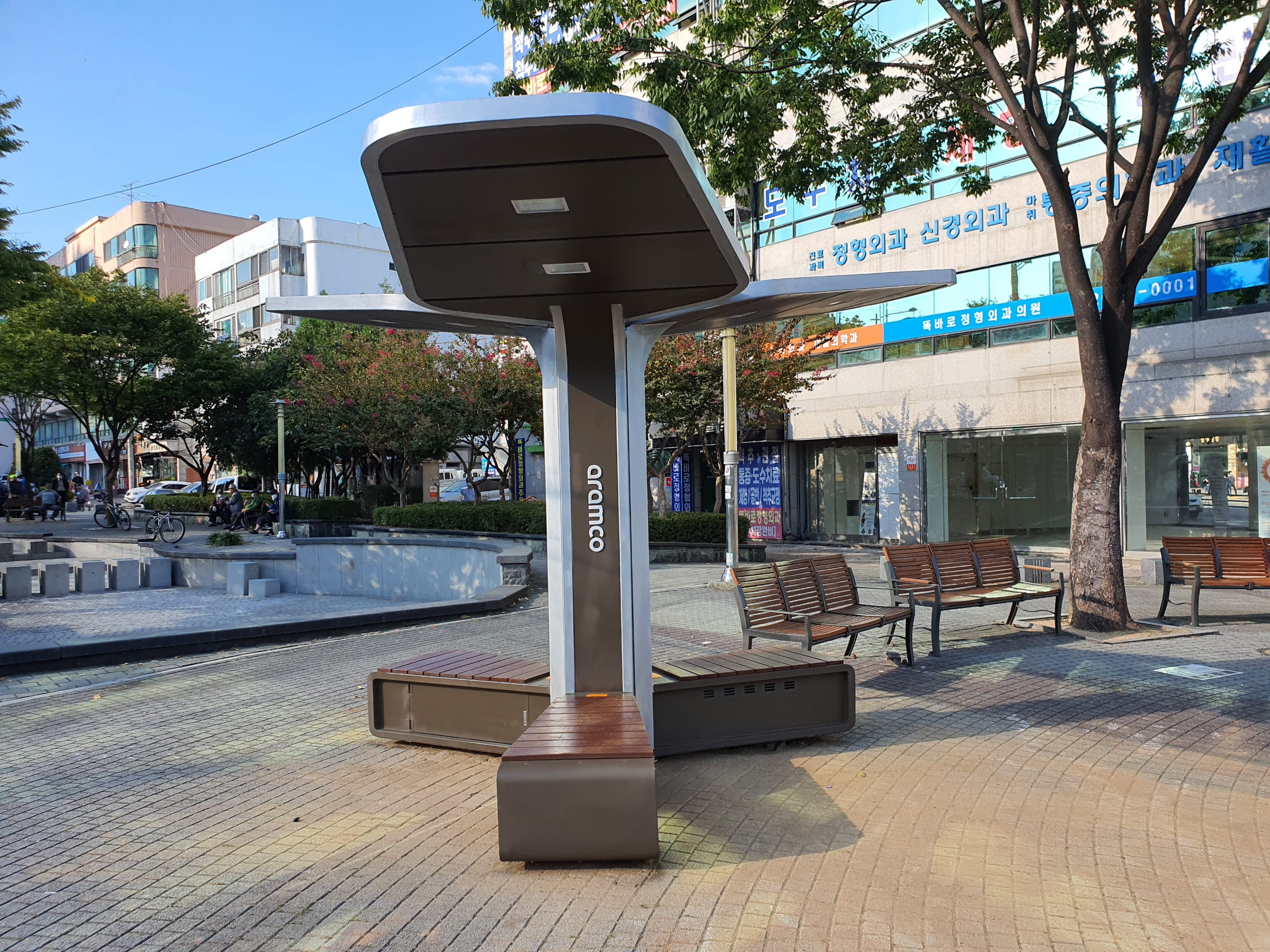 Aramco lights Korean communities with solar-powered ‘hope tree ...